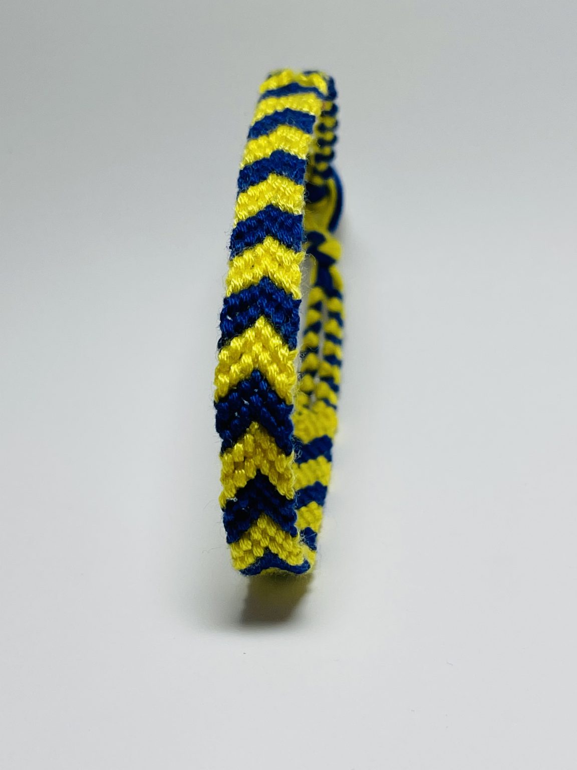 Chevron Friendship Bracelet | Lee's Yarning